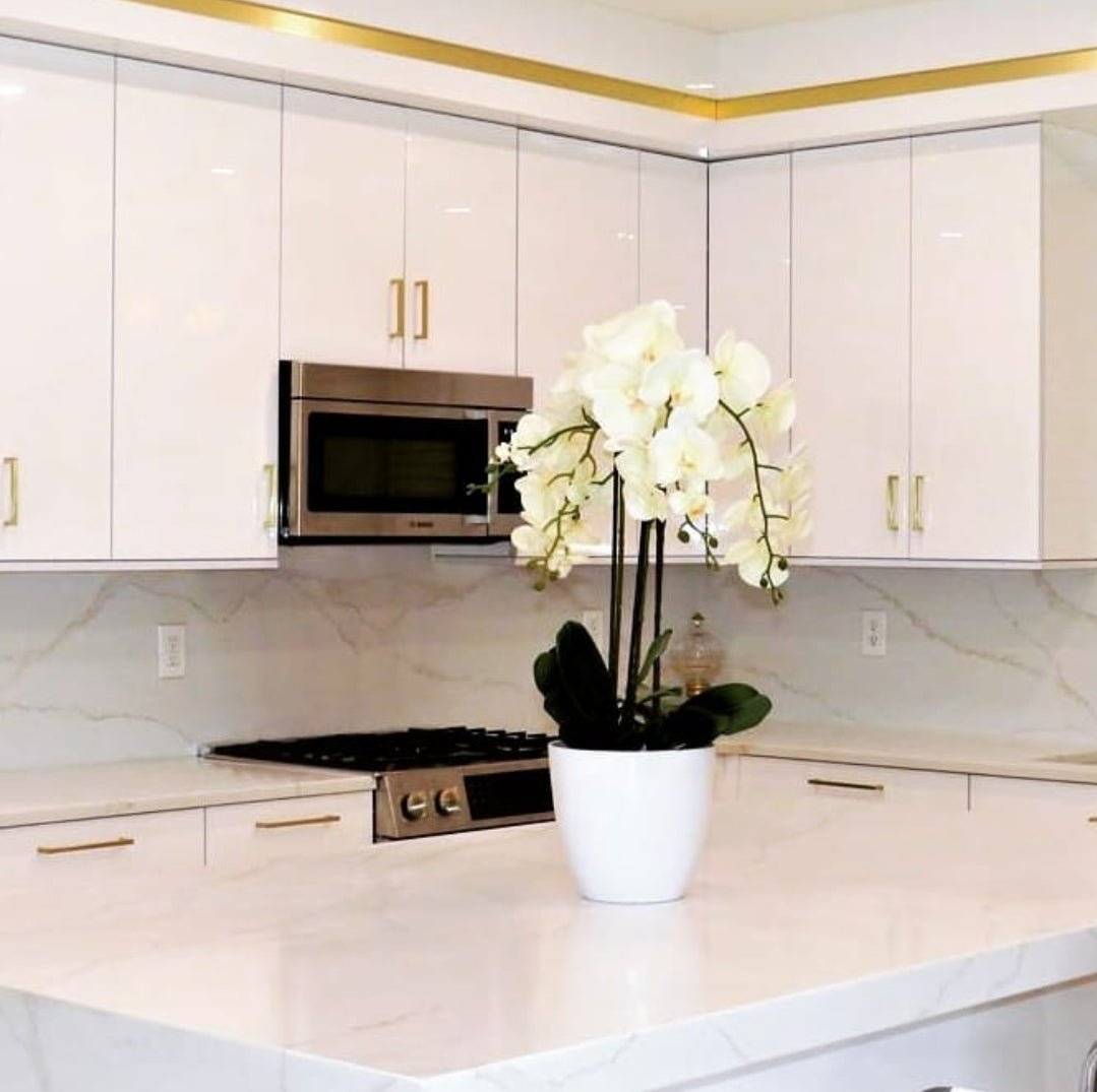 Buy Borghini Gold Emerstone for only $1,995.00 at Zicana Boutique