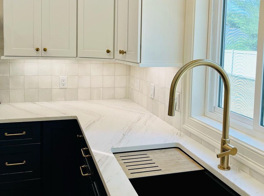 Buy Essence Emerstone for only $1,895.00 at Zicana Boutique